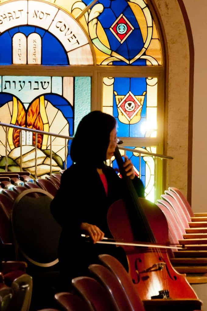 Gratitude and remembrance mark Yom Hashoah ceremony at Beth El | Jewish News