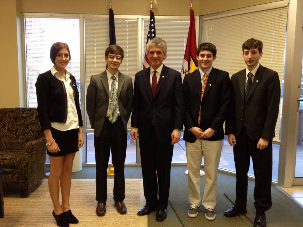 Local students lobby Representative Scott Rigell on issues important to ...